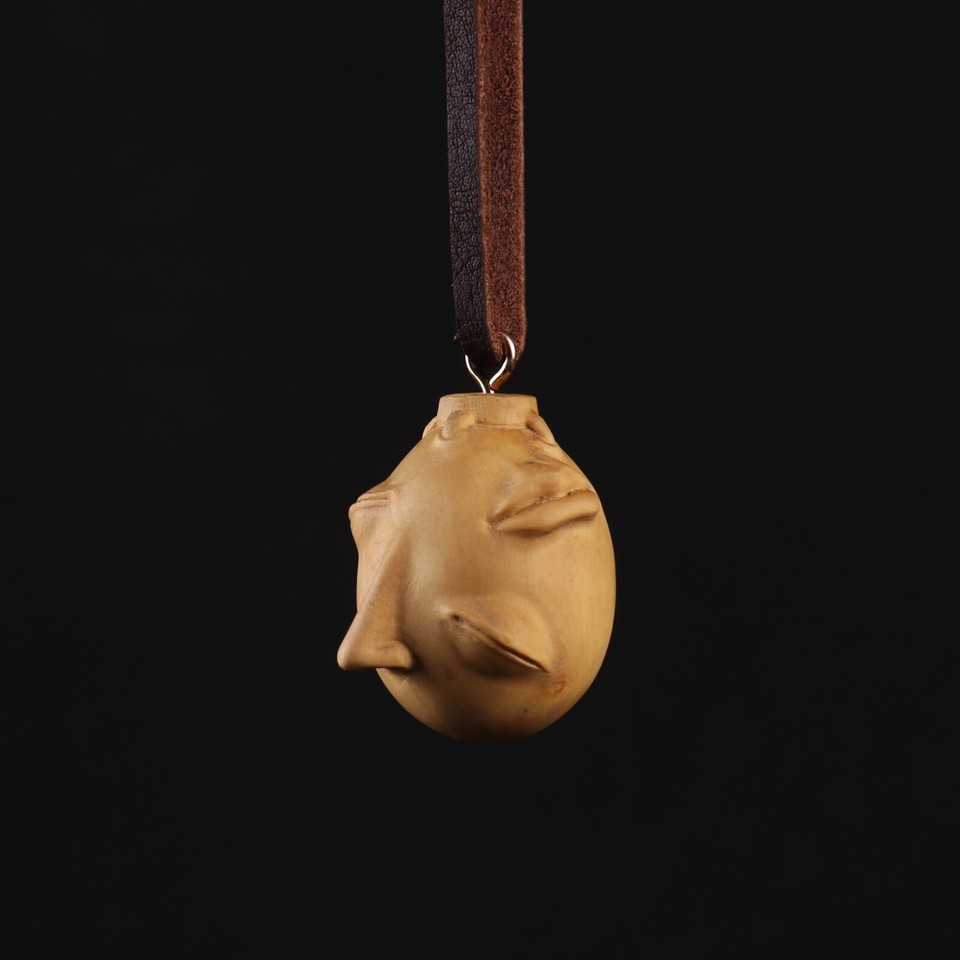 Wood Berserk Behelit Pendant Wooden Beherit Necklace Griffith Cosplay ...