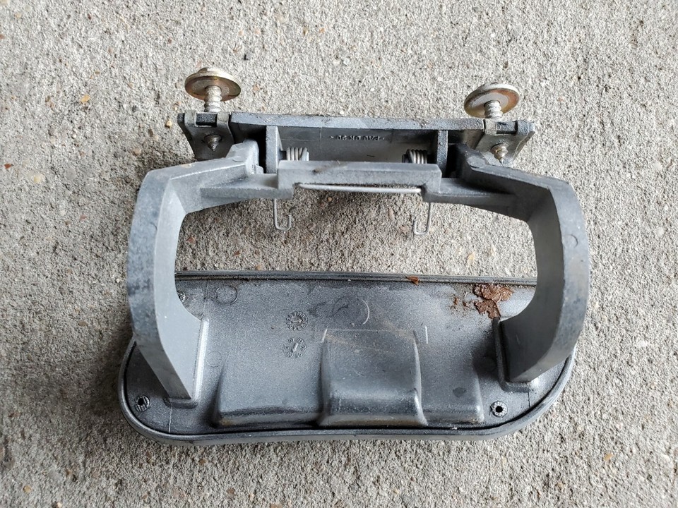 1999-2006 MERCEDES W220 RIGHT HEADLIGHT WASHER COVER | eBay