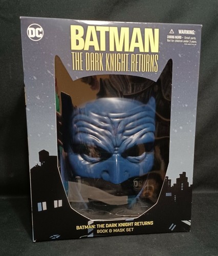 Batman the Dark Knight Returns Graphic Novel Book and Mask Box Set ...