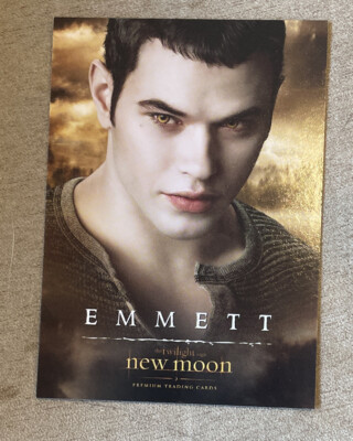 Twilight Saga New Moon Trading Card Kellan Lutz as Emmett #8 | eBay
