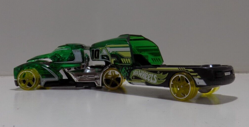 Hot Wheels Super Rig X-Trayn Hauler Green Detachable Trailer With Truck ...