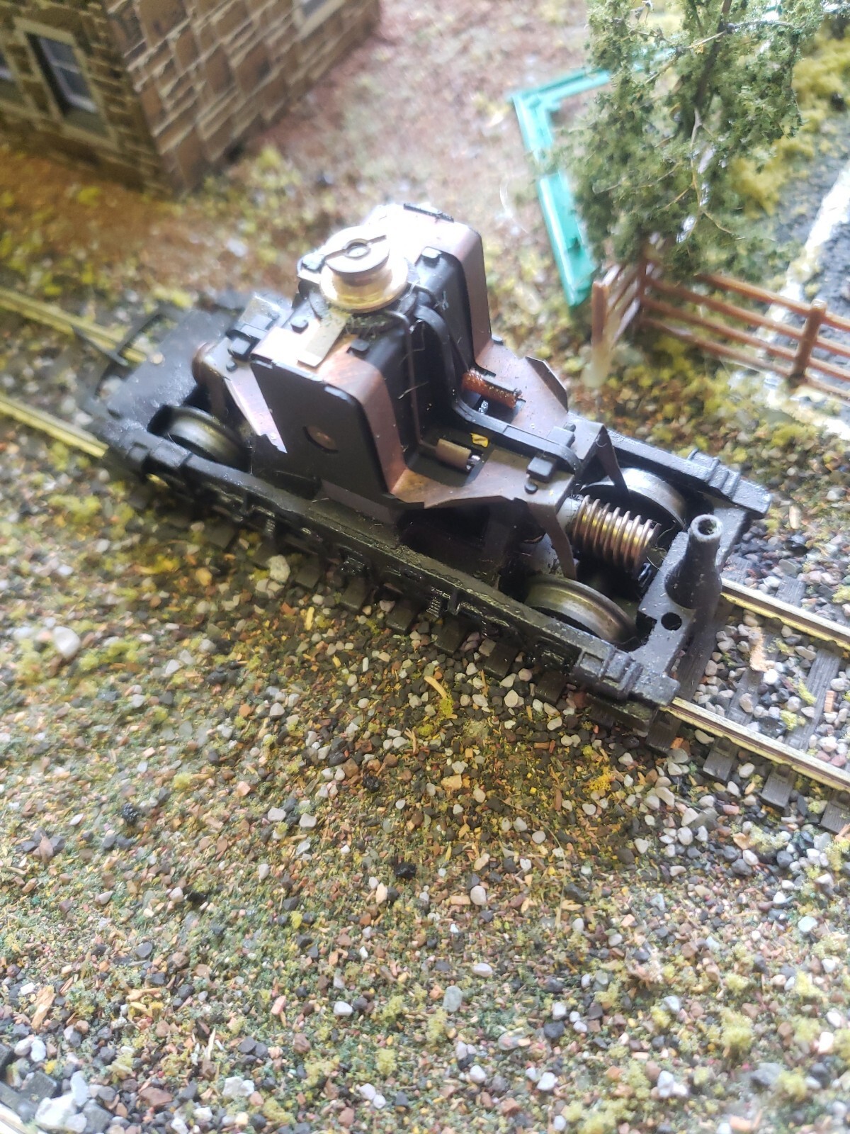 TRIANG HORNBY. R751 R357 ETC. MOTORISED DIESEL CHASSIS. RUNNER. LOT 1 ...