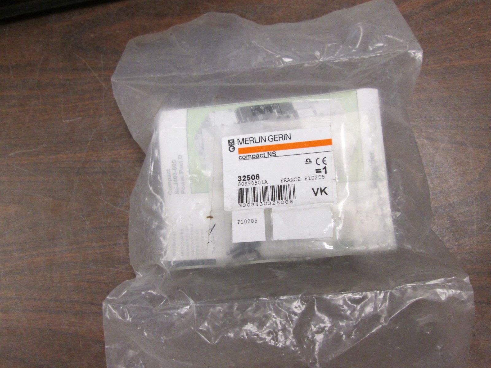 Merlin GERIN 32508 Compact NS Lug Terminal Kit 3 P 600 V for NS & NSJ ...