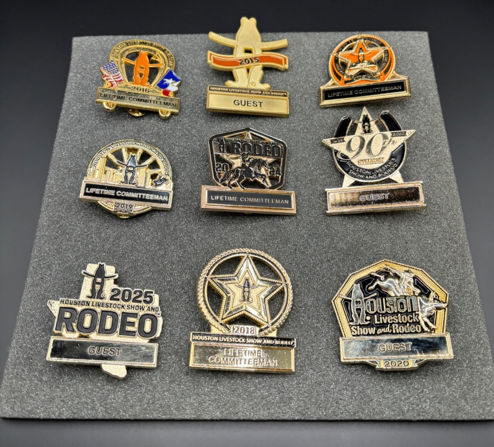 Houston Livestock Show & Rodeo Pin Lot - 20 Guest & Committeeman Pins ...