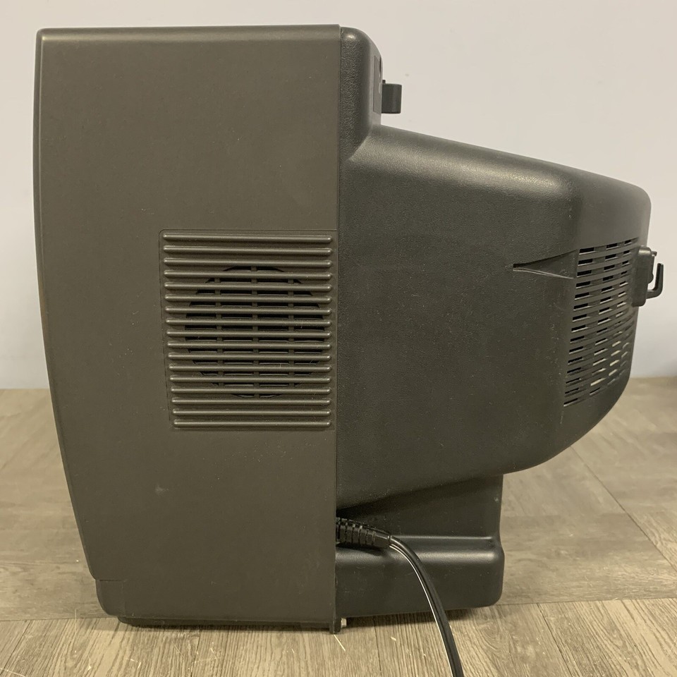 Vintage Sanyo DS13320 13" CRT TV Front A/V Inputs Retro Gaming ...