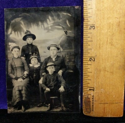 Antique Victorian Tintype Family With Possible Dwarf Or Midget Rare ...