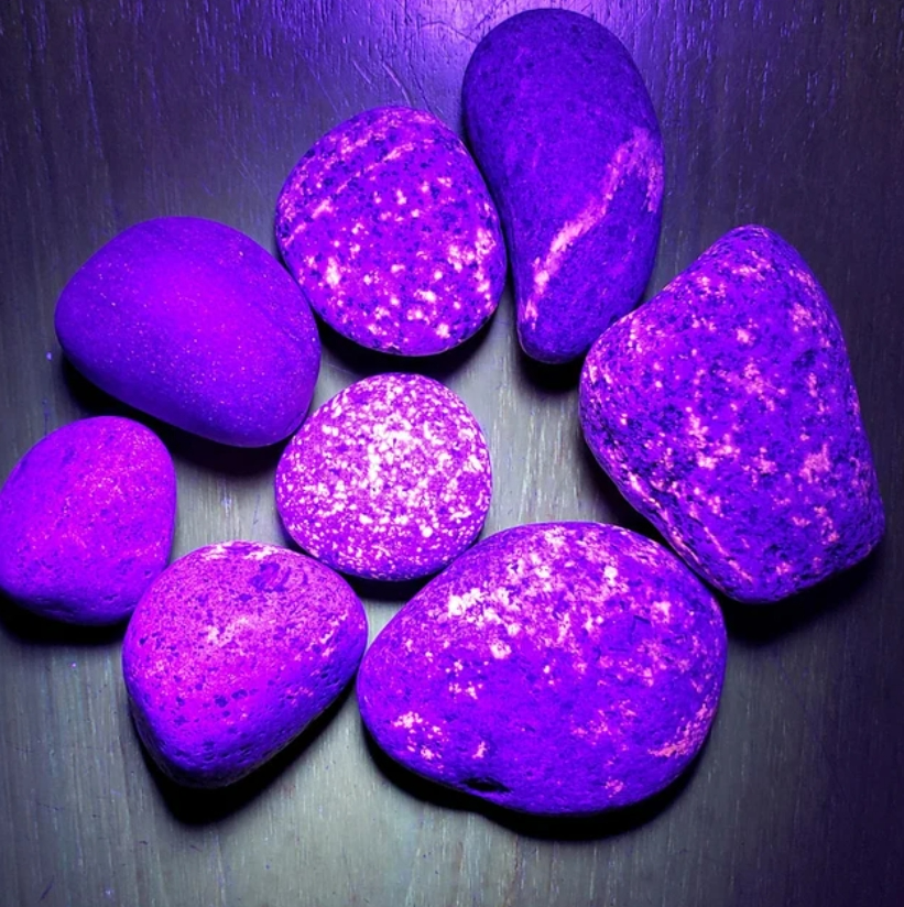 10Pcs Yooperlite UV Reactive Fluorescent Glowing Fire Rock Flame ...