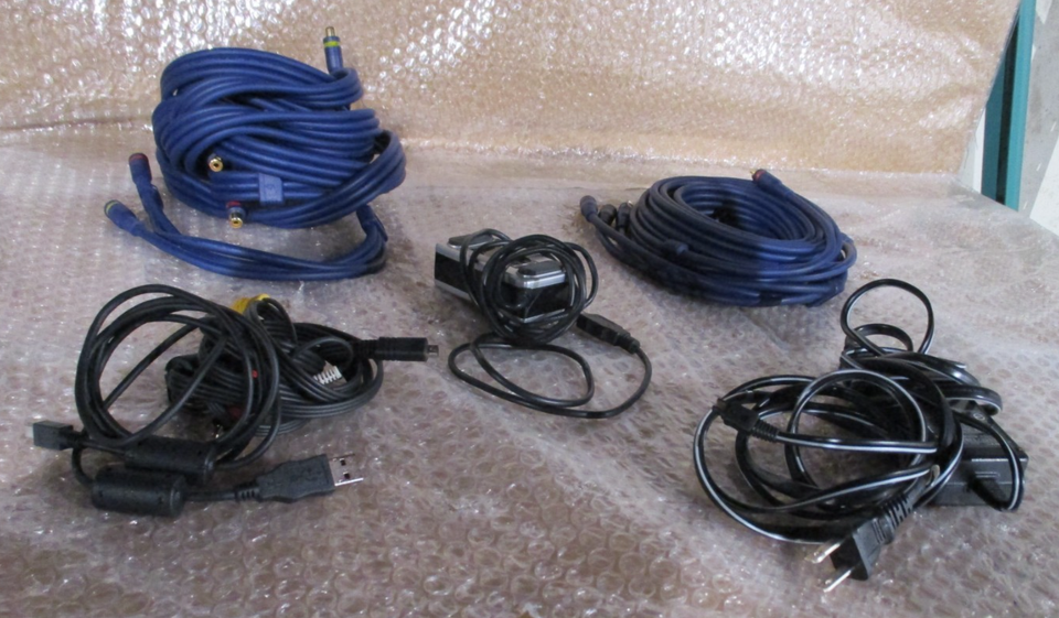 Sony Handycam DCR-SR85 - 60gb HDD/25x Optical Zoom W/BATTERY, BAG ...