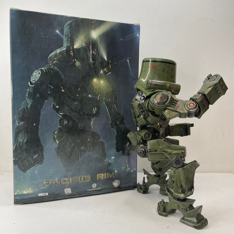 Cherno Alpha Jaeger 7" Movable Action Figure w/LED Toy Statue Pacific ...