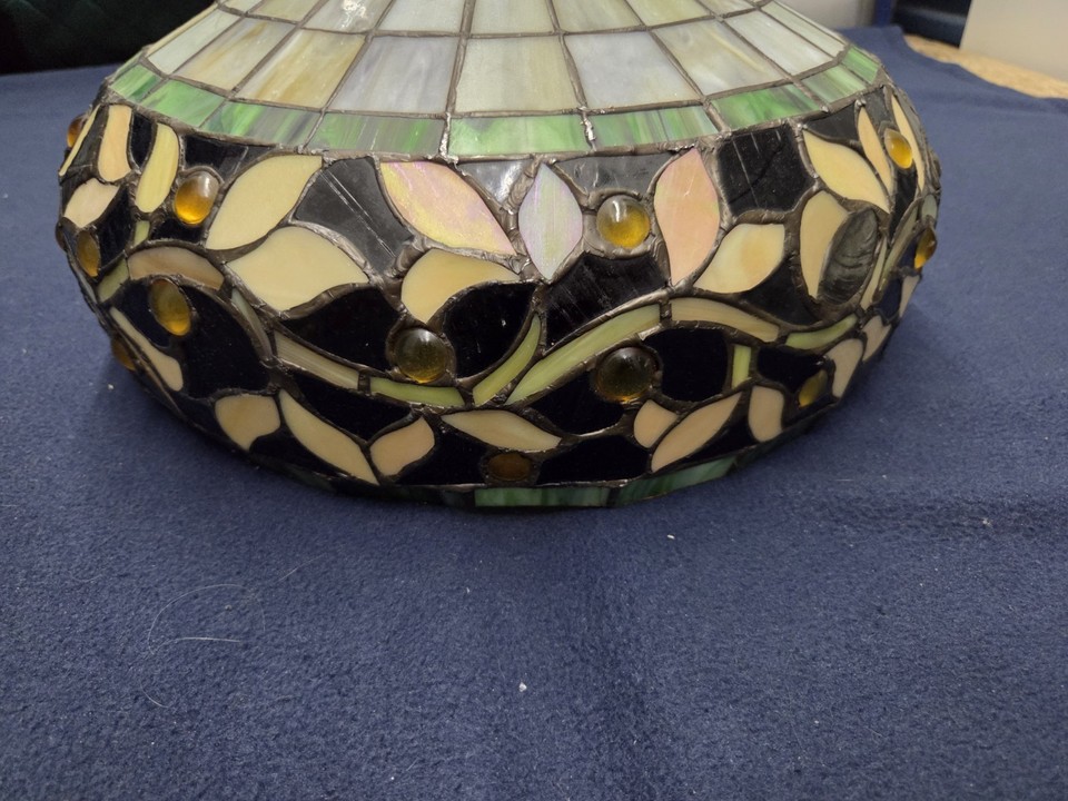 Vintage Tiffany Style Green, Mother Of Pearl Lamp Shade Tan Vine Leaves ...