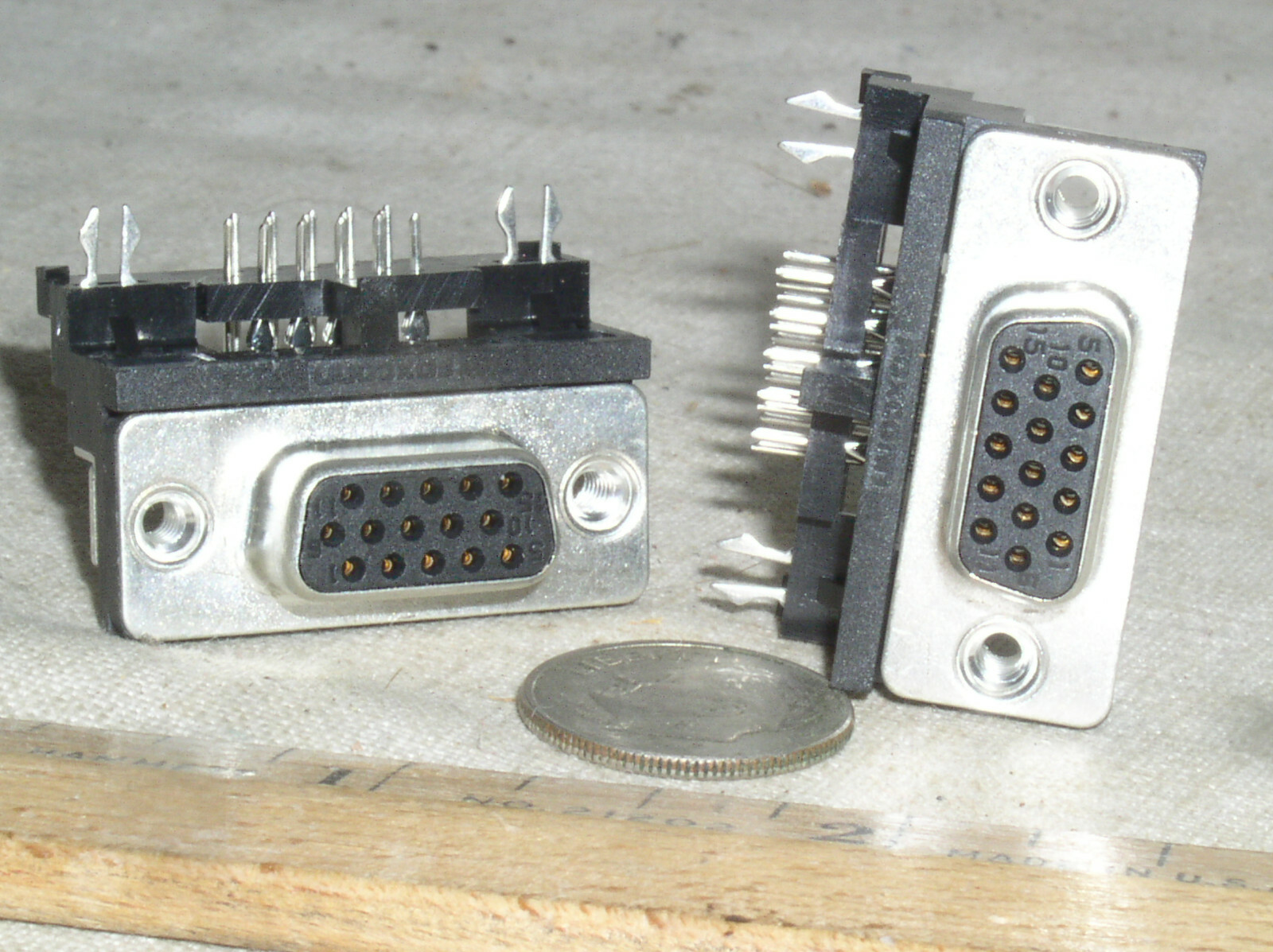 2 FOXCONN DV11203R0 D-SUB DB15 3 ROW RT ANGLE PCB VGA FEMALE GOLD ...