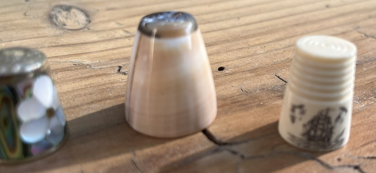 Lot of 5 Inlay Mother of Pearl Abalone Shell & Bone Collector Sewing ...