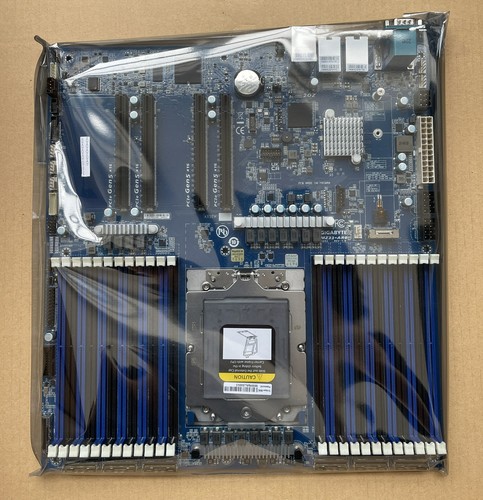 GIGABYTE MZ33-AR0 AMD EPYC™ 9004(9754/9684X/9654) DDR5 PCIe Gen5 x16 ...