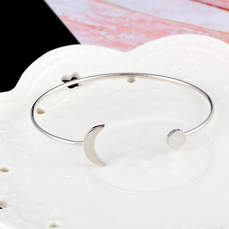 Simple Design Coil Upper Arm Cuff Armlets for Girls Arm Bangle ...