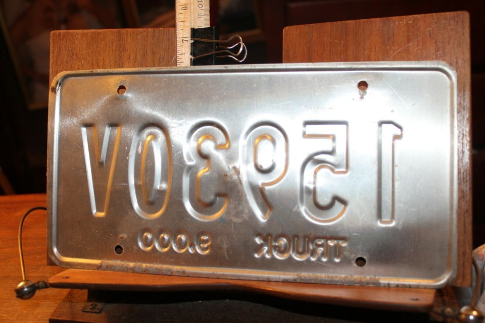 1997 Indiana License Plate Delaware County Truck 15930V | eBay