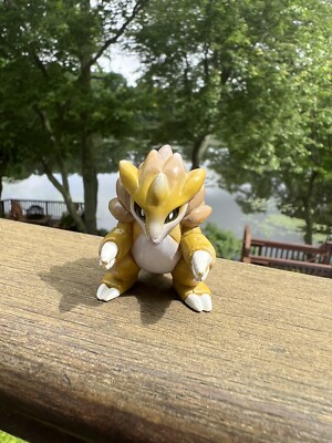 Sandslash Pokémon Vintage 2” Figure CGTSJ 1999 TOMY Nintendo | eBay