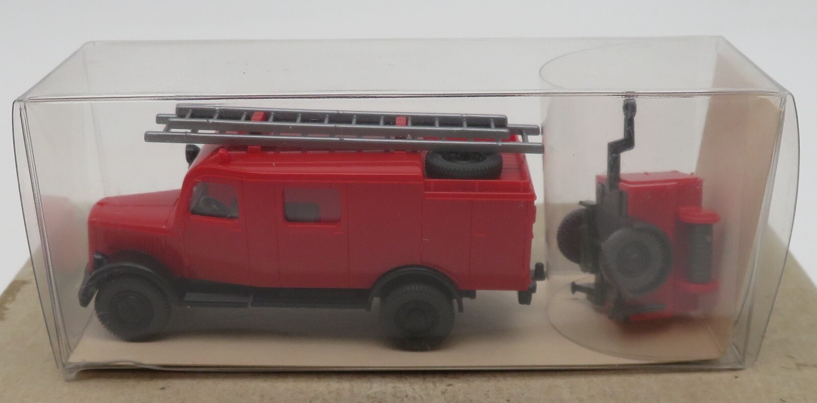 WIKING HO 1/87 CAMION OPEL BLITZ 39 LF8 FIRE TRUCK POMPIER FEUERWEHR ...