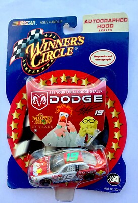 02 NASCAR Winners Circle 15764 Jeremy Mayfield #19 Muppets Autograph ...