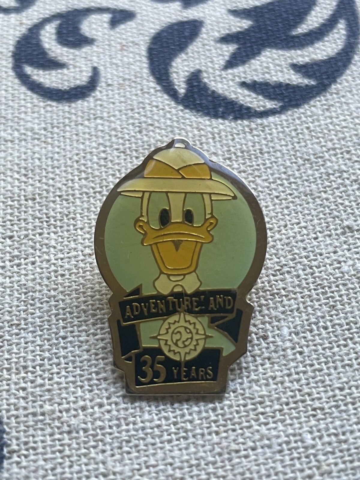 Donald Duck Adventureland 35 Years Enamel 1” Trading PIN 1990 Walt ...