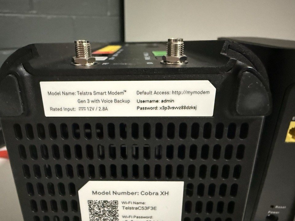 Telstra Smart Modem Gen 3 + Telstra Smart Wi-Fi Booster 3 | eBay