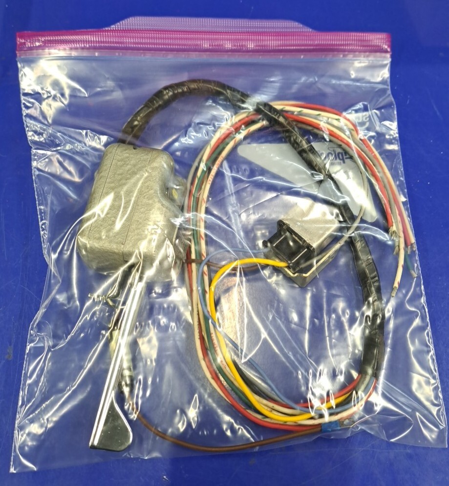 NOS Signal Stat Sigflare Switch 900 Directional Signal 27-140 12V for ...