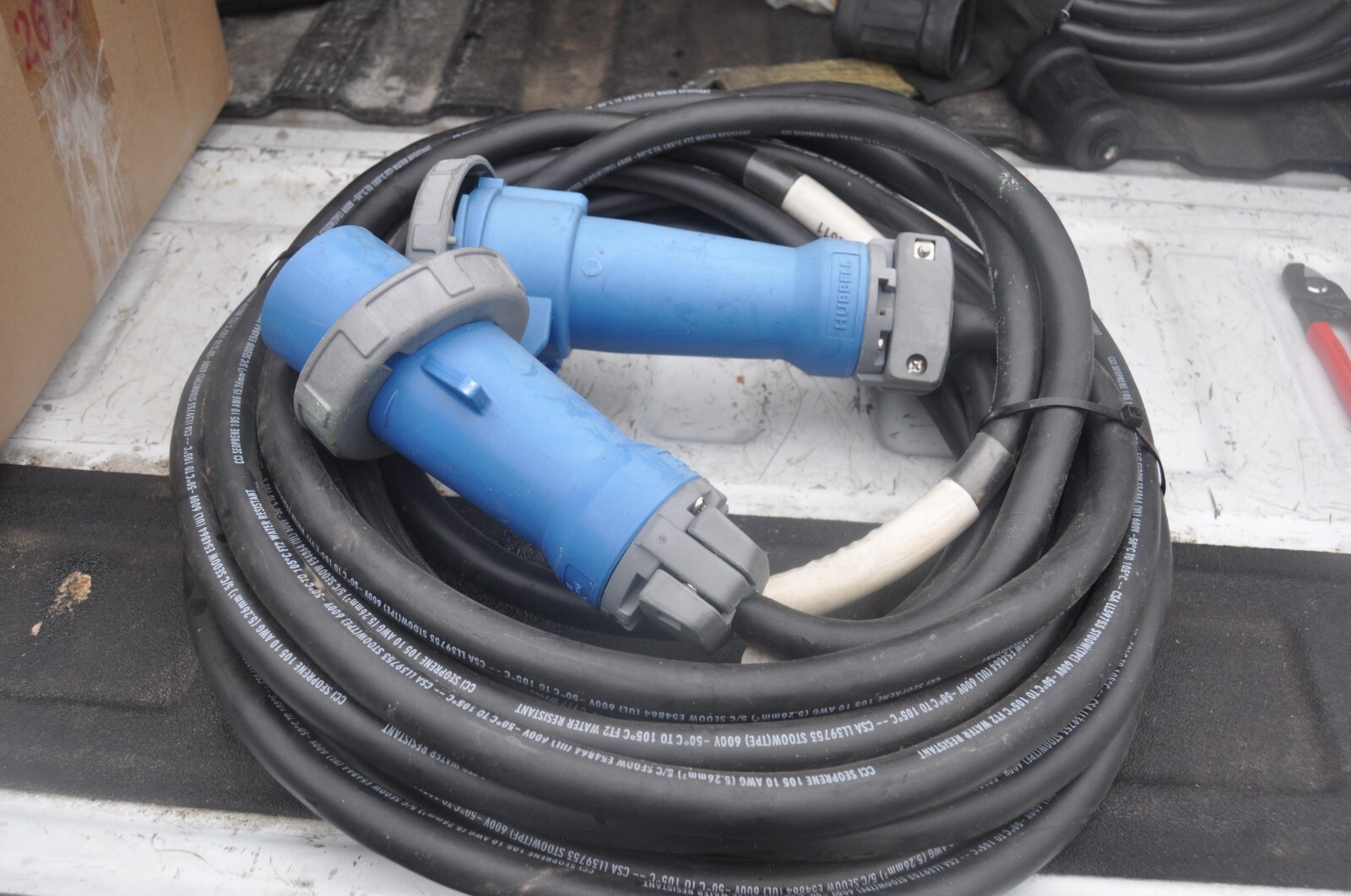 50 FOOT CAROL ULTRA FLEX 10/5 SEOOW CABLE HUBBELL PLUGS 530P9W/530CPW ...