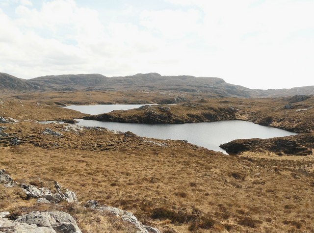 Photo 6x4 Scourie hill loch Loch Eilean na Craoibhe Mu00f2ire At 90deg ...