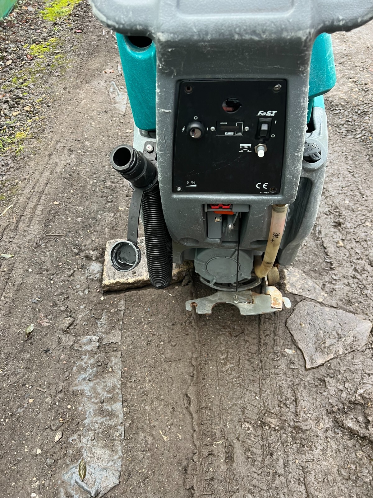 Tennant T3 Fast Floor scrubber Sweeper Drier £200+vat Choice2 Spares ...