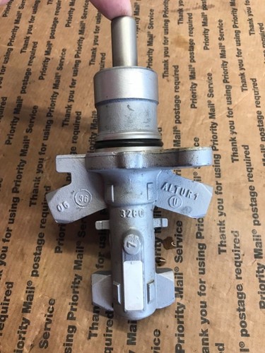 RANGE ROVER HSE SPORT 06-09 GENUINE OEM BRAKE MASTER CYLINDER ASSEMBLY ...