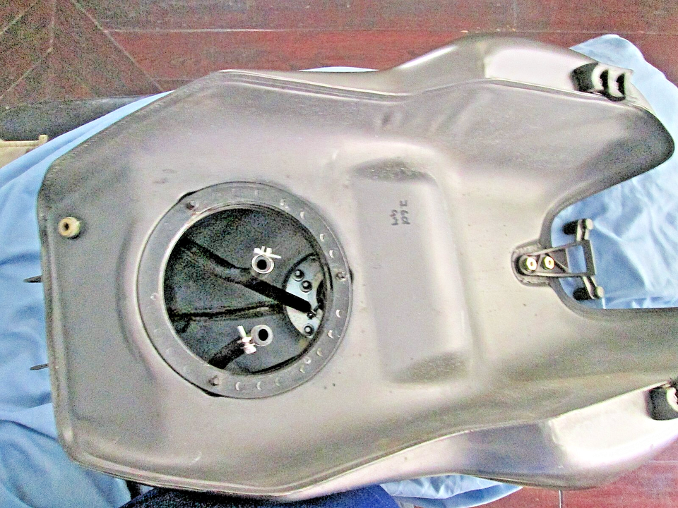 DUCATI OEM ST4S SENNA GAS TANK ST2 ST3 ST4 GAS TANK | eBay