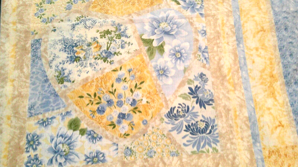 Fabric Red Rooster "B & B" 23-1/2" x 88" Sky Blue Yellow Quilt w/Extras ...