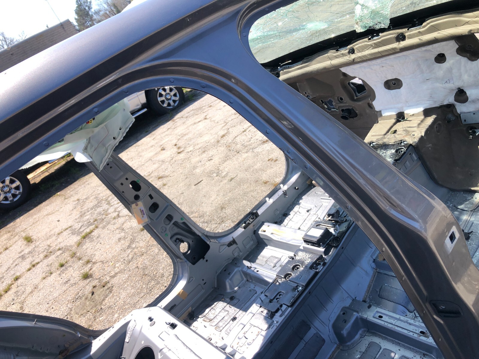 2018-2022 ALFA ROMEO STELVIO RIGHT PASS SIDE B PILLAR ROCKER PANEL CLIP ...