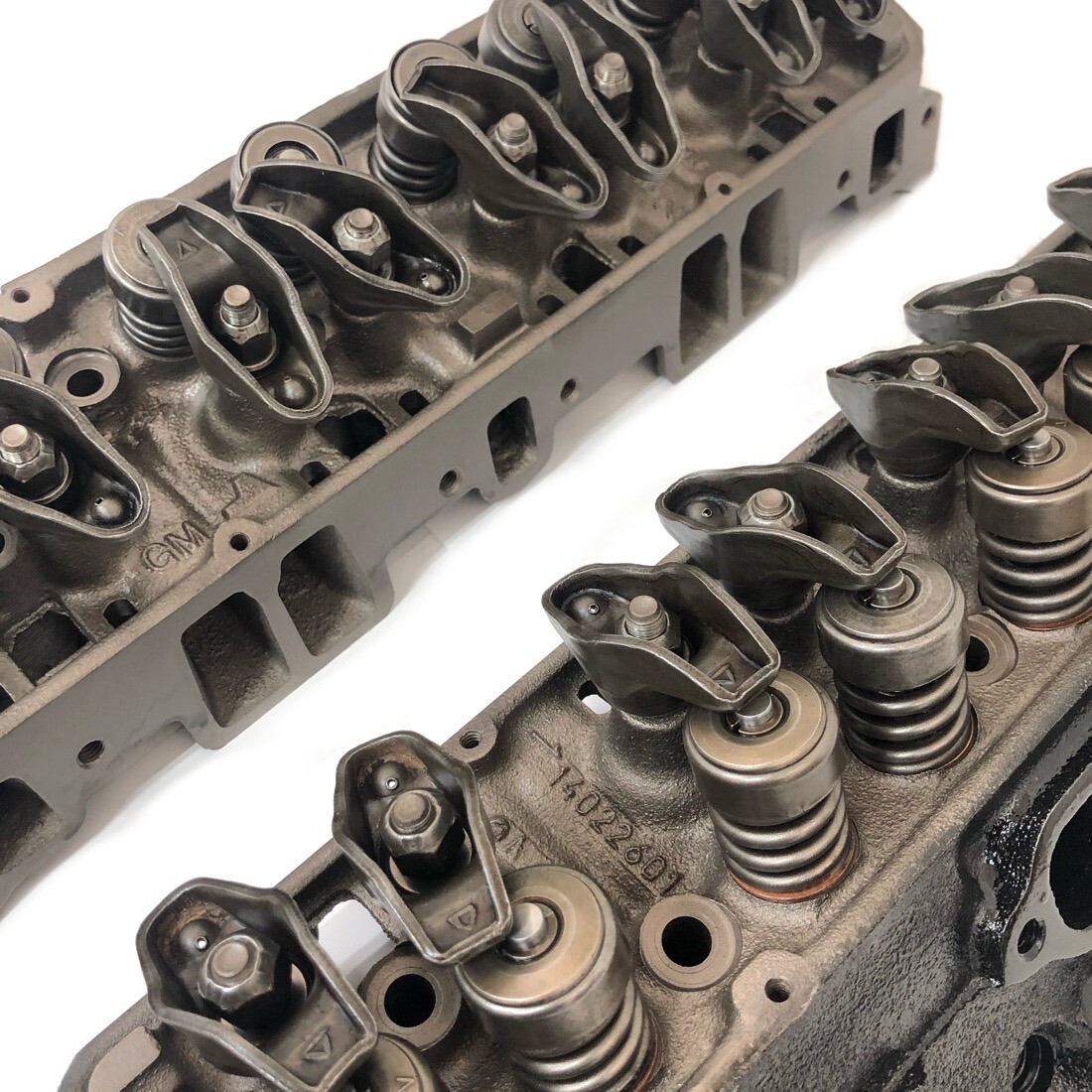 GM Chevrolet GMC 5.0L 305 Cylinder Head 601 Assembly Set Genuine OEM ...
