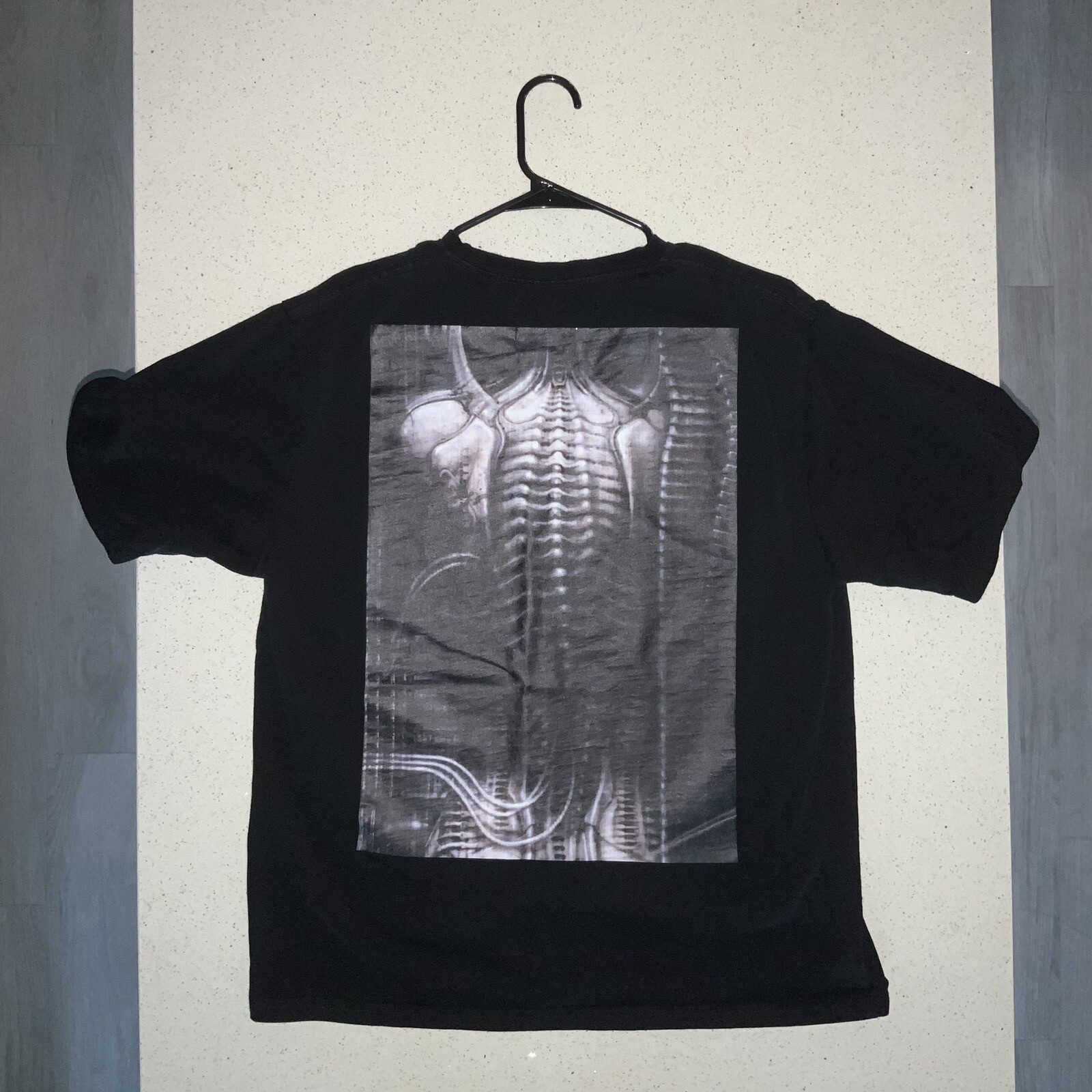 Club Sorayama - H.R. Giger Tee Size Medium - Gem