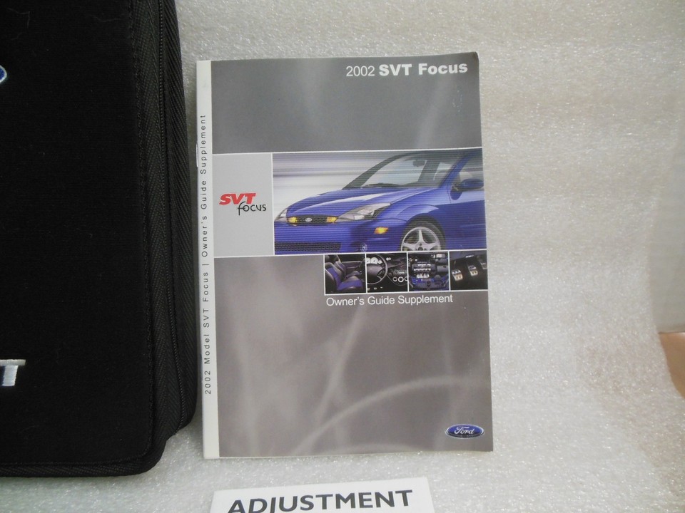 Ford Focus 2002 SVT Factory Owner’s Manual book case Driver Information ...