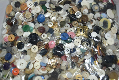 Lot of 2 Lb Mixed Vintage Buttons Assorted Styles, Sizes, Colors | eBay