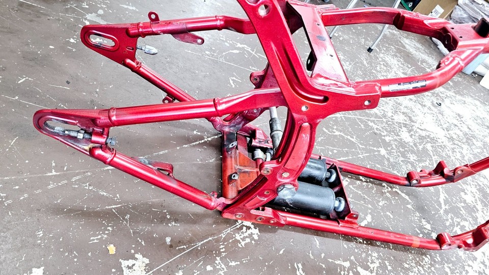 2006 HARLEY SOFTAIL CVO Main Frame Chassis Straight | eBay