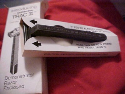 Vintage Gillette Trac II Razor Twin Blade Cartridge Shaving System ...
