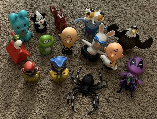 Vintage Mixed PVC Figurines Lot Peanuts Snoopy Uglydolls Rabbids ...