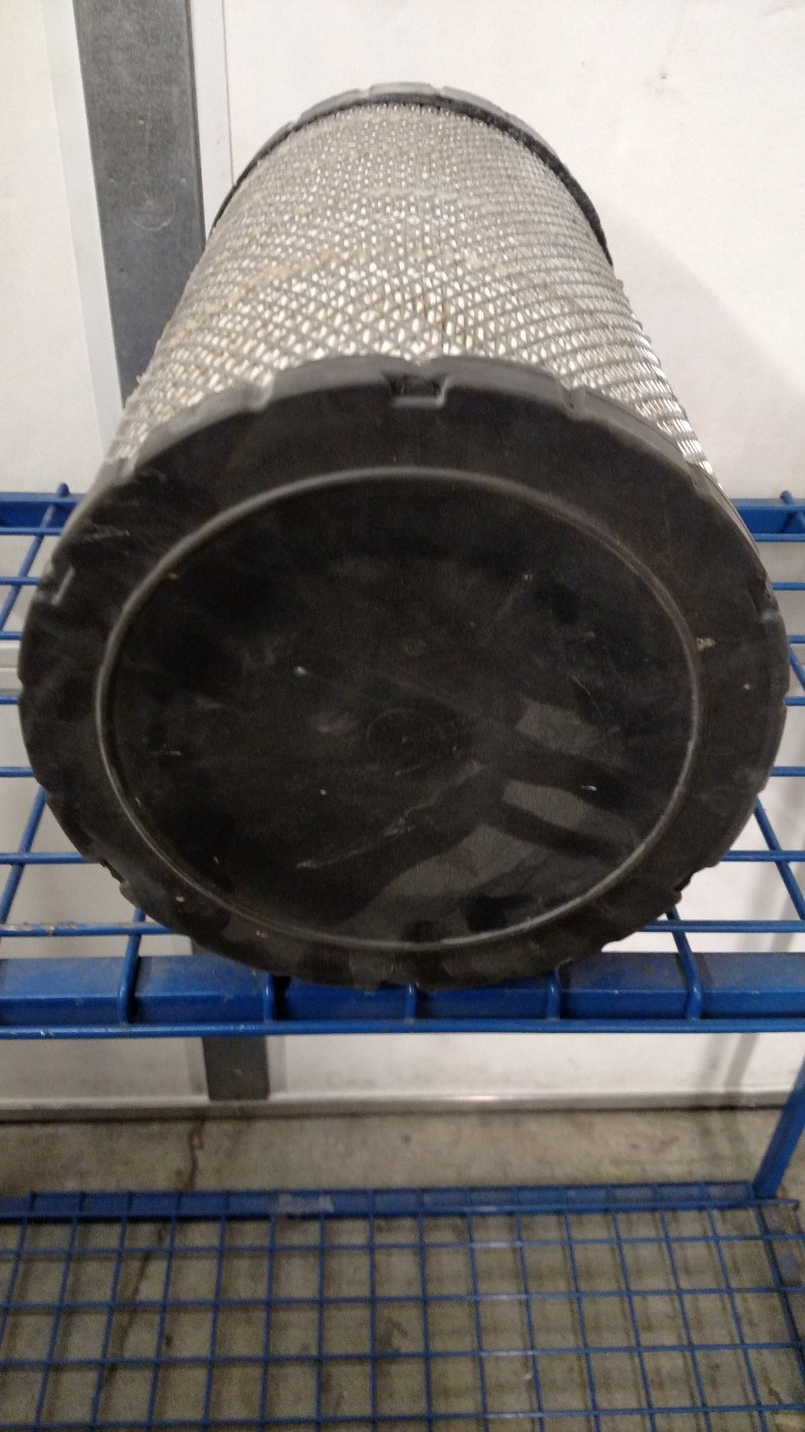 DONALDSON P613334 - Air filter cross reference