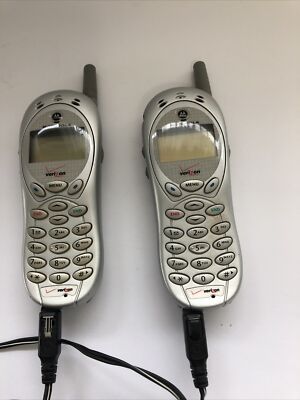 2 Motorola V series V120e - Silver (Verizon) Cellular Phone. For Parts ...