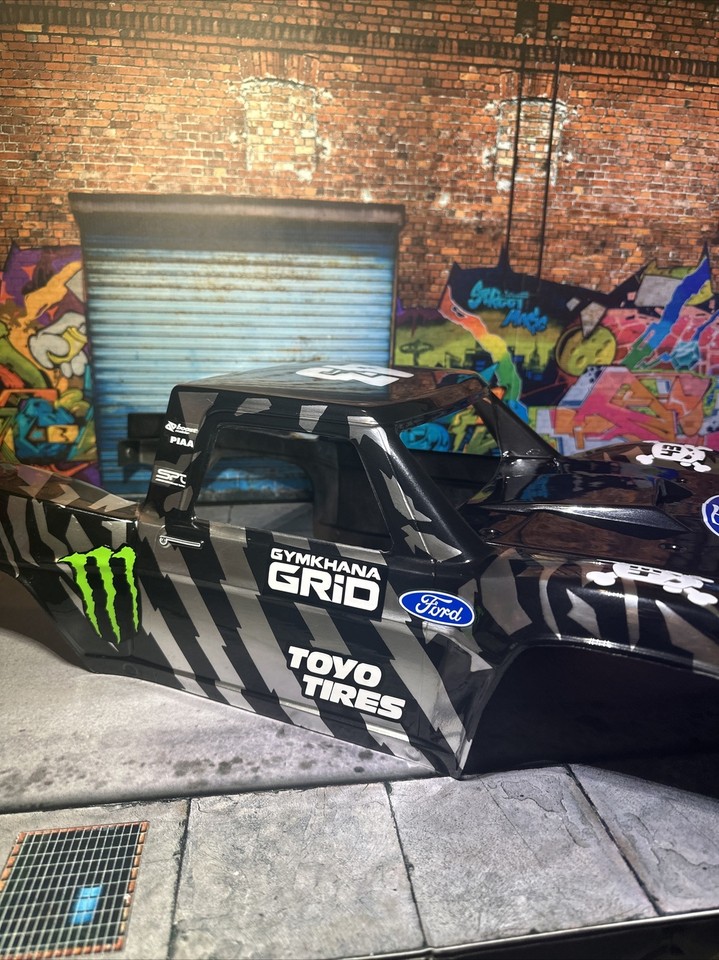 Hoonigan Unlimited desert racer (UDR) Custom Painted 1/7 Scale Body ...