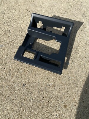 1994-1996 C4 Corvette Door Handle Lock Bezel Right (passenger) Side ...