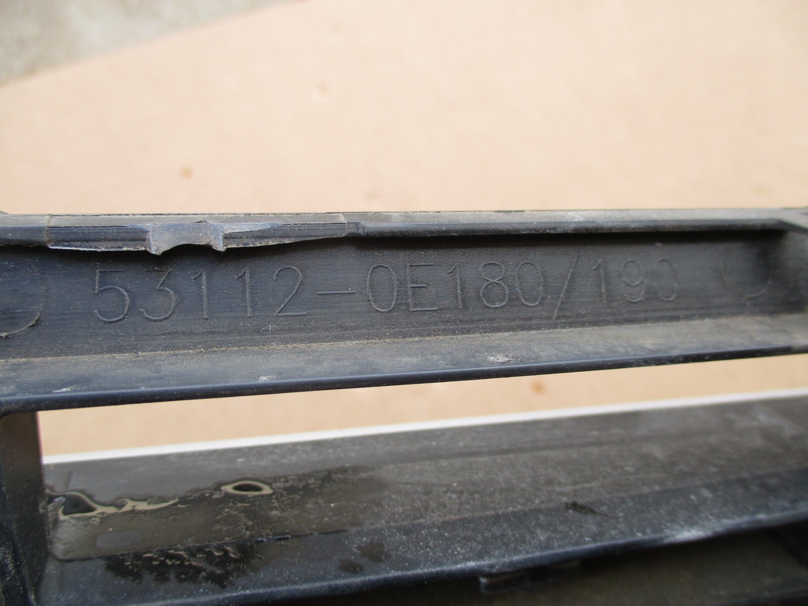 2017 2018 2019 TOYOTA HIGHLANDER FRONT LOWER BUMPER GRILLE GRILL OEM ...