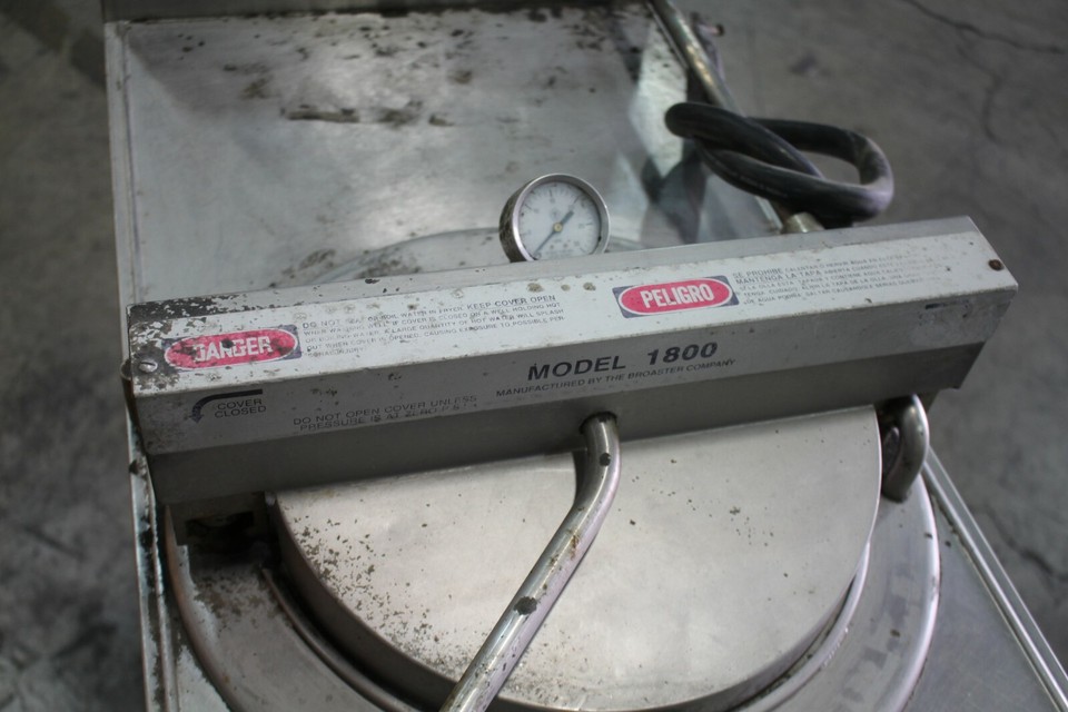 BROASTER Company Commercial Pressure Deep Fryer Model 1800 240V 3PH ...