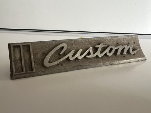 VINTAGE CAR EMBLEM Script Custom Chevrolet Original 3904409 | eBay