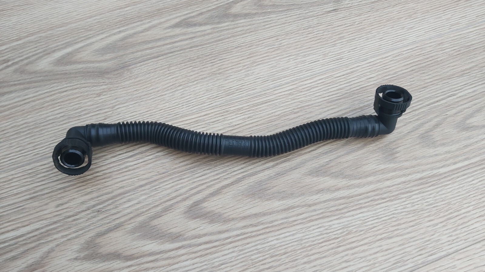 2005-2009 Land Rover LR3 4.4 Emissions Breather Hose 4H23-6C342-AB ...