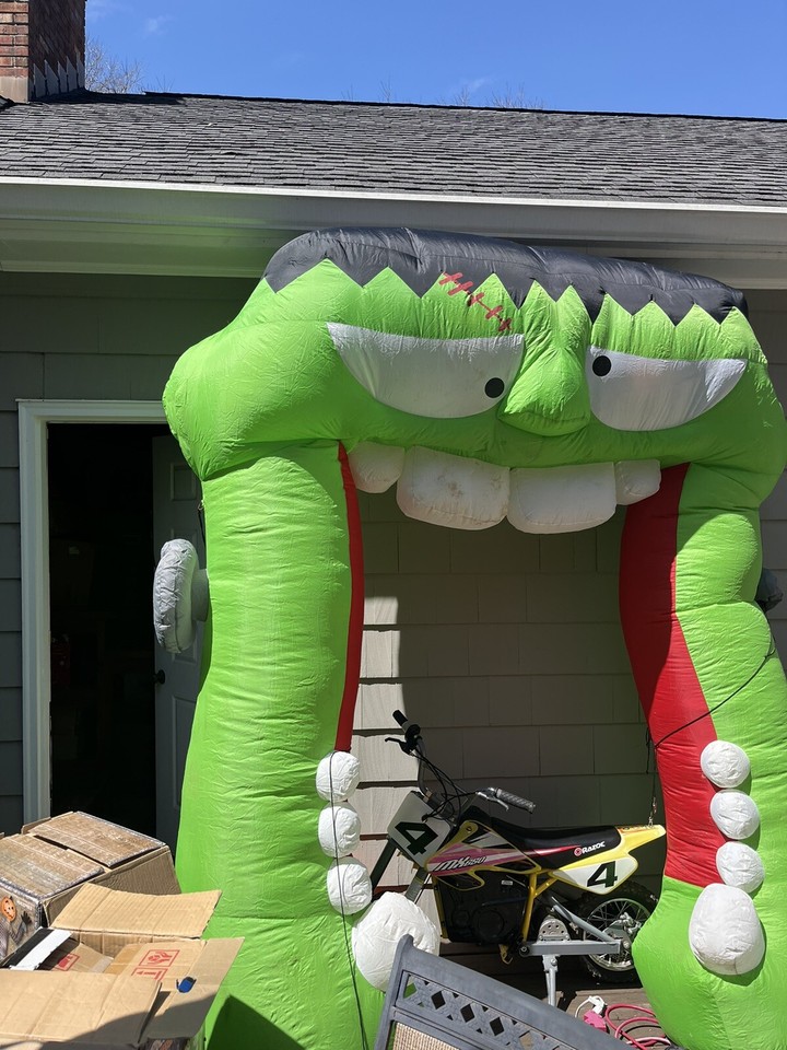 Gemmy Airblown Inflatable Frankenstein Arch Spirit Halloween Box READ ...