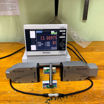 KEYENCE LS-7601 LS-7030MR MT, Micrometer set as photo, sn:dφm2, Tested ...