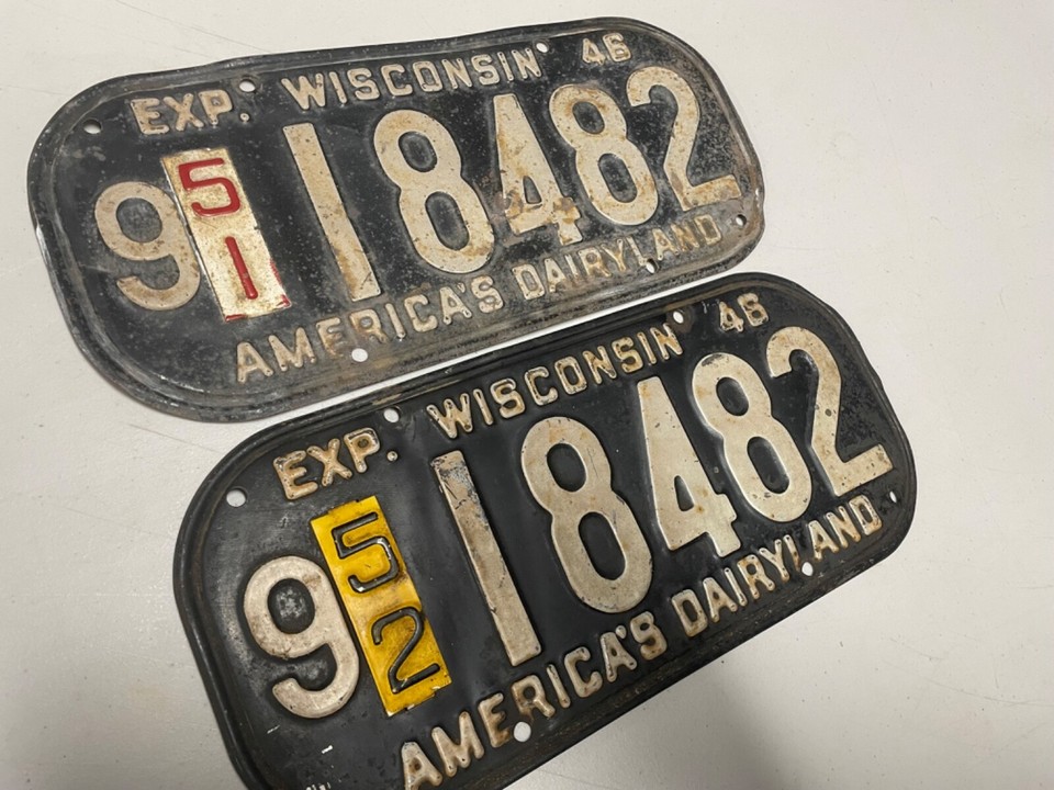 1951 1952 WISCONSIN LICENSE PLATE OVAL MATCHING PAIR WITH TAGS 18482 | eBay
